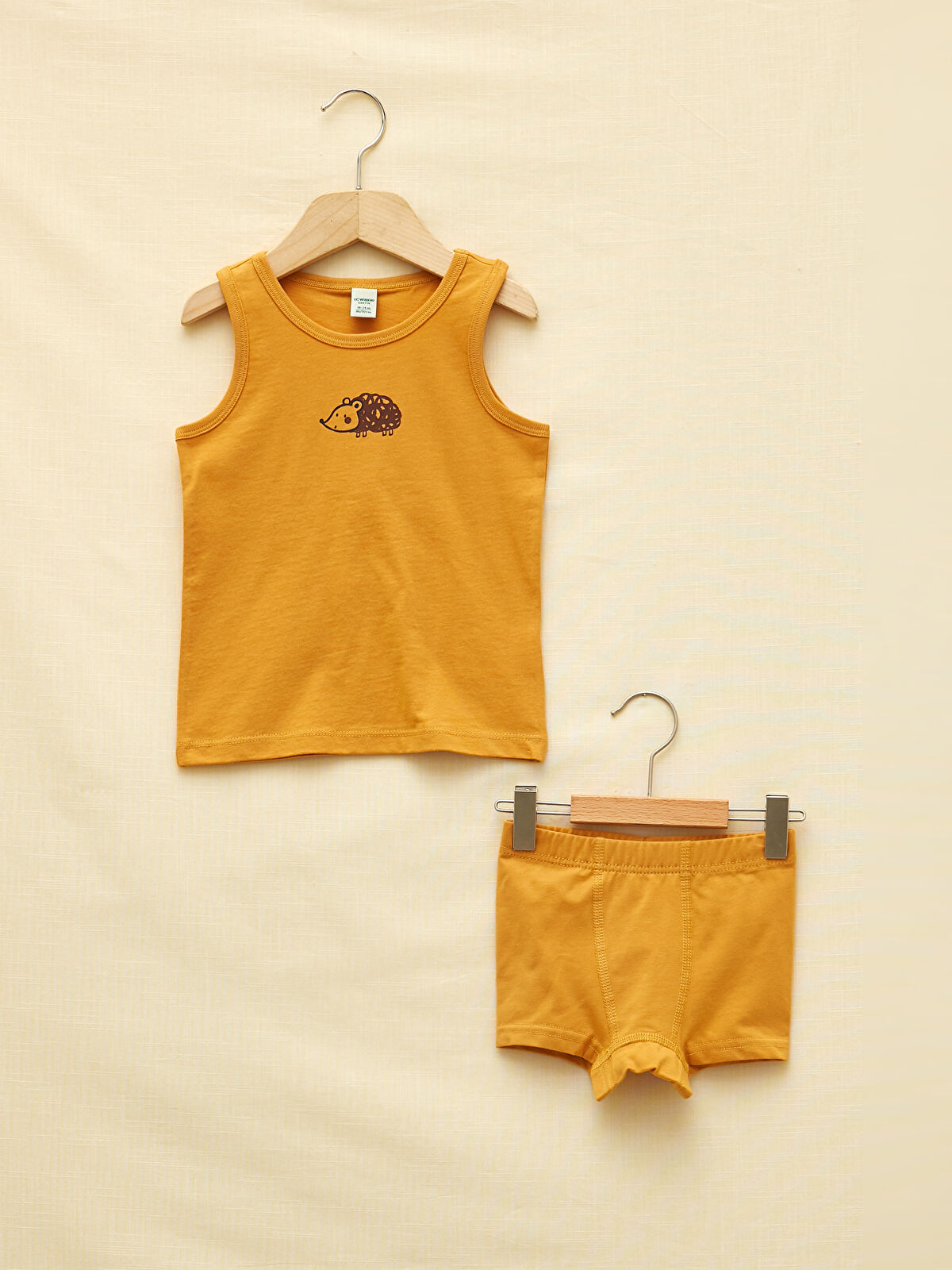 LCW GREEN Bisiklet Yaka Organik Pamuklu Erkek Bebek Atlet ve Boxer 2'li Takım LCW GREEN Bisiklet Yaka Organik Pamuklu Erkek Bebek Atlet ve Boxer 2'li Takım