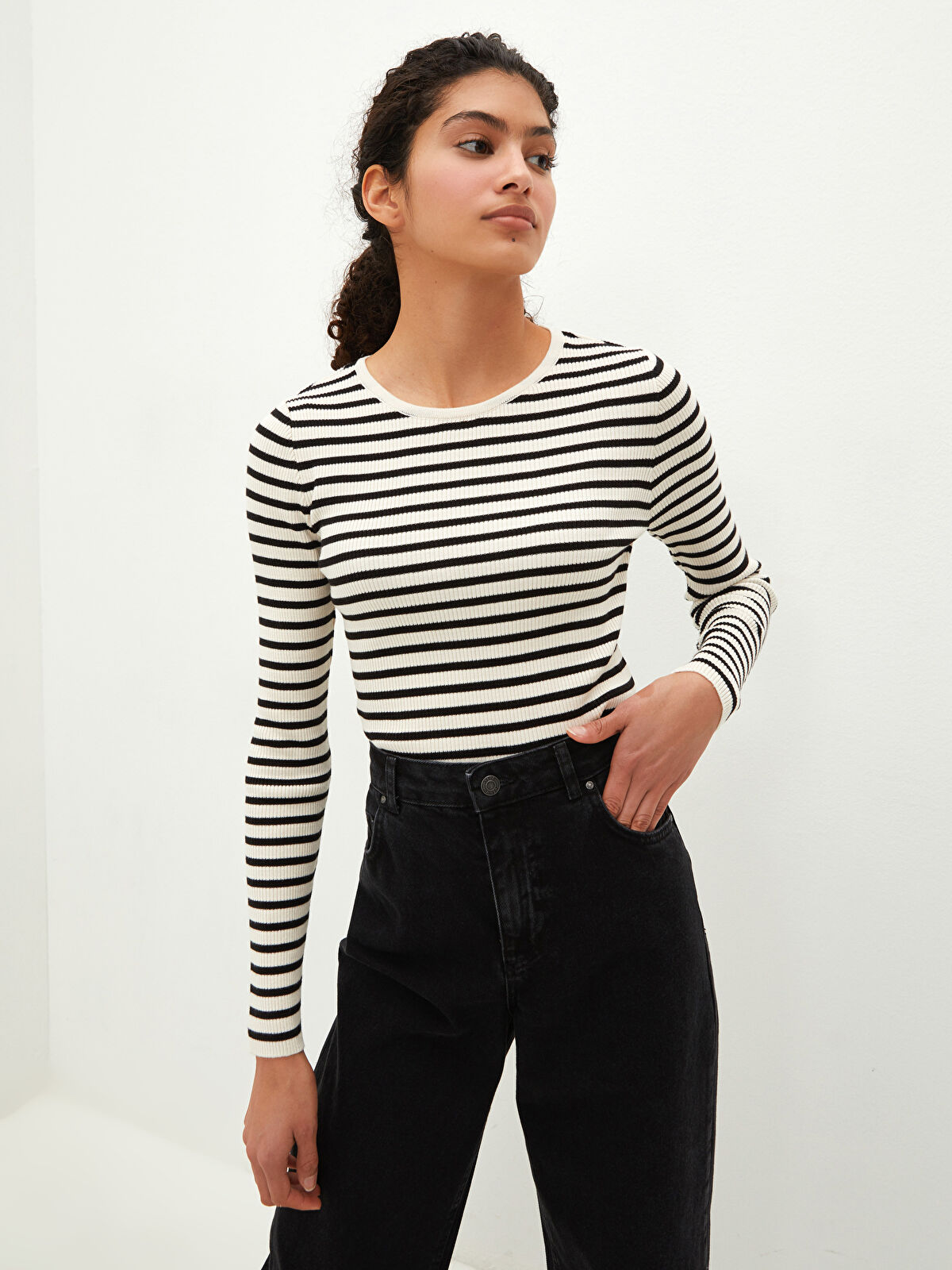 Bisiklet Yaka Çizgili Crop Uzun Kollu Kadın Triko Kazak Bisiklet Yaka Çizgili Crop Uzun Kollu Kadın Triko Kazak