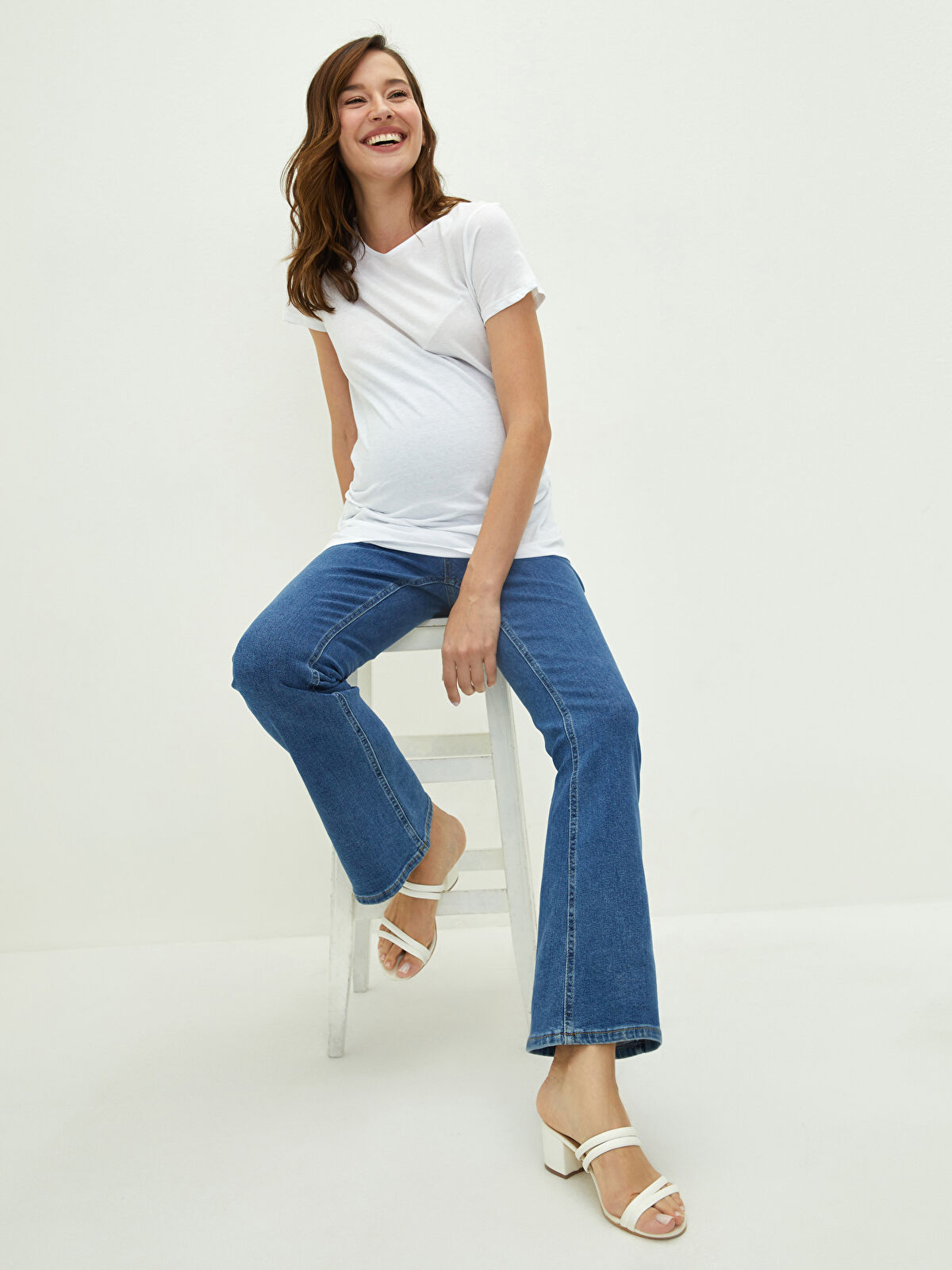 Karın Panelli Rahat Kalıp Cep Detaylı Hamile Rodeo Jean Pantolon