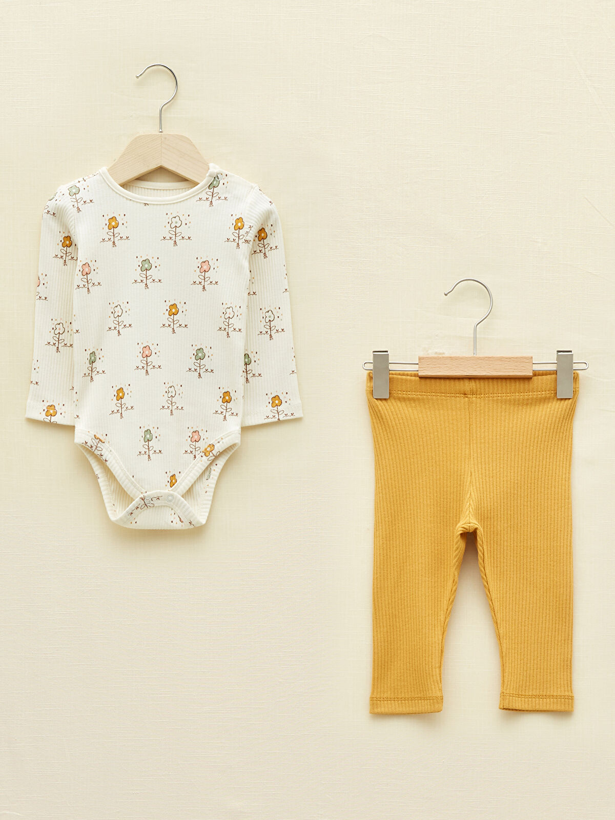 LCW GREEN Bisiklet Yaka Uzun Kollu Organik Pamuklu Çıtçıtlı Body ve Pantolon 2'li Takım