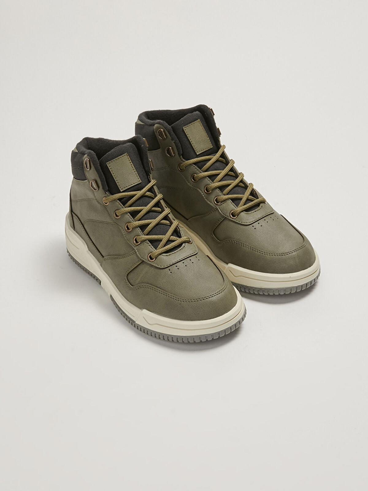 Bağcıklı Bilek Boy Erkek Bot