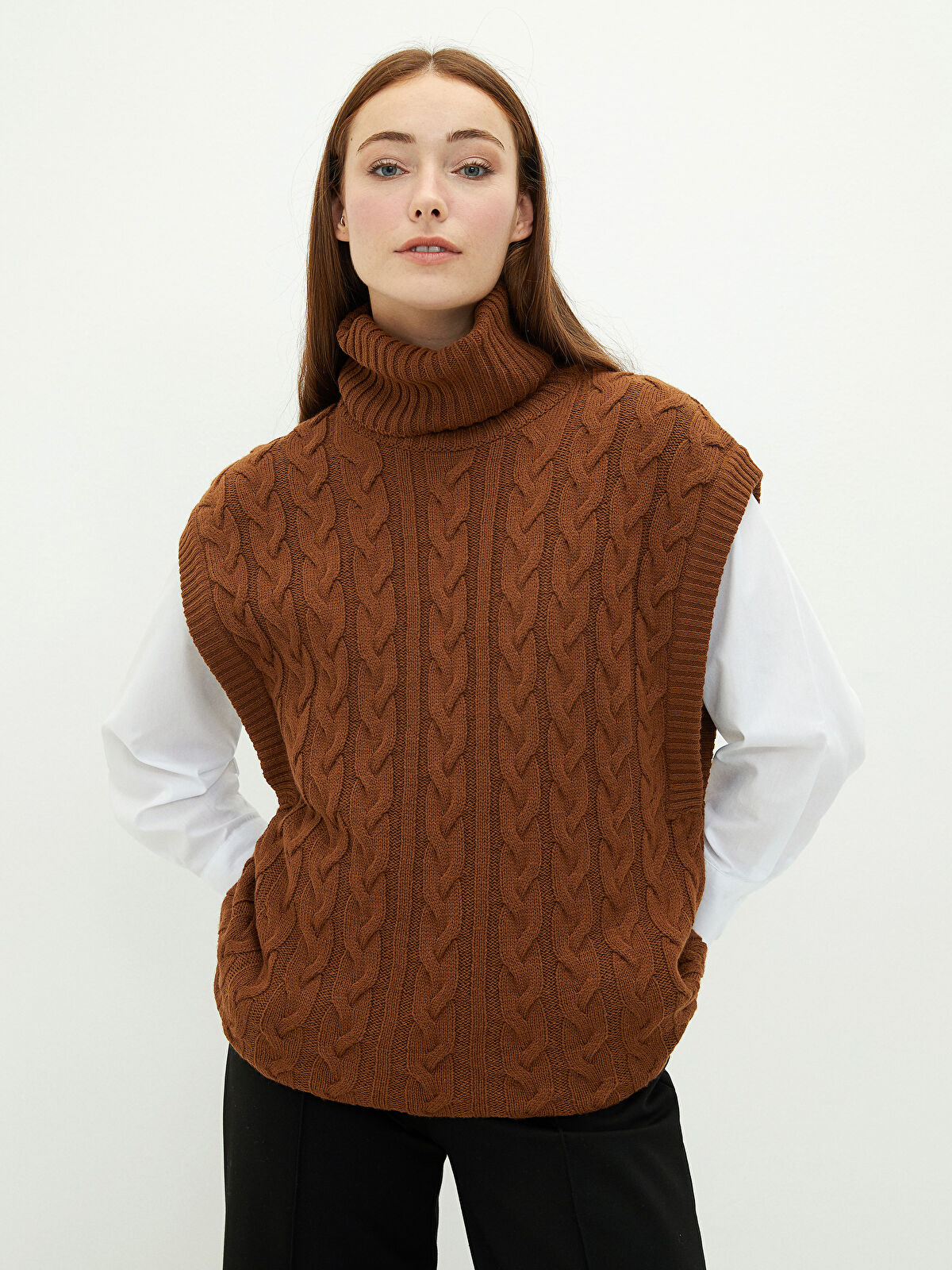 MODEST Balıkçı Yaka Kendinden Desenli Kolsuz Kadın Triko Süveter