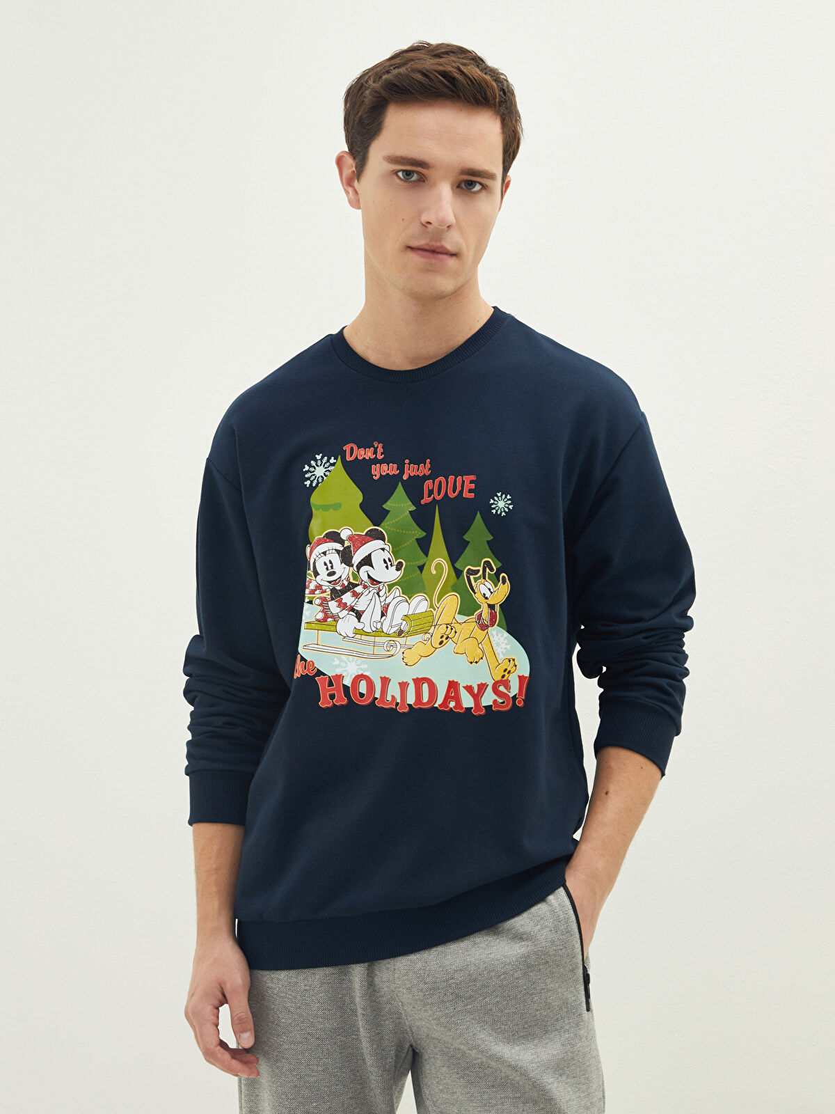 LCW CASUAL Bisiklet Yaka Uzun Kollu Mickey Mouse Baskılı Erkek Sweatshirt Baba ve Oğul Kombini