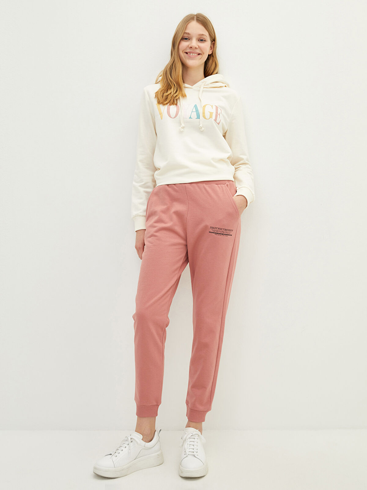 LCW CASUAL Beli Lastikli Slogan Baskılı Cep Detaylı Kadın Jogger Eşofman Altı