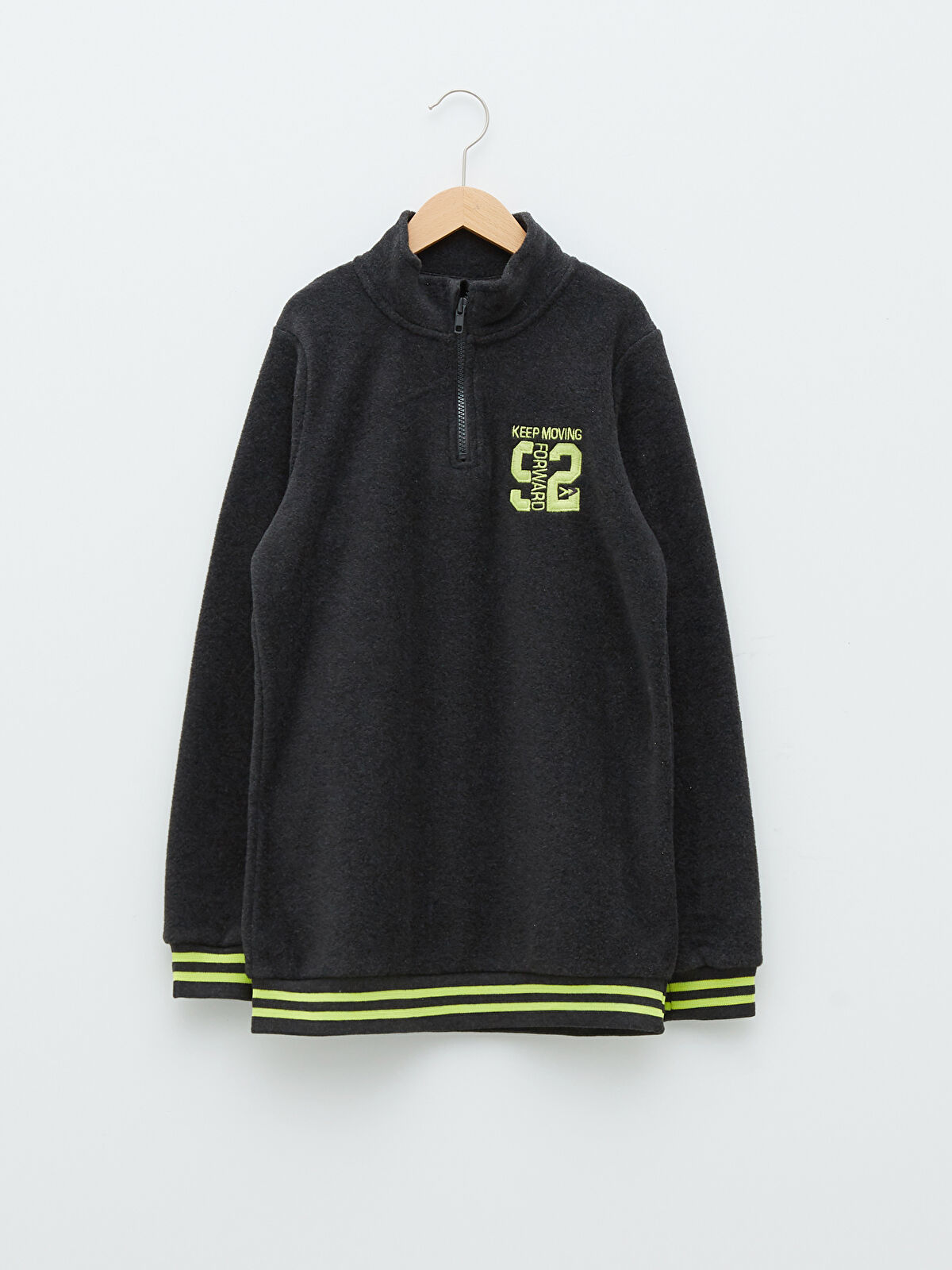 Dik Yaka Nakış Detaylı Uzun Kollu Polar Erkek Çocuk Sweatshirt