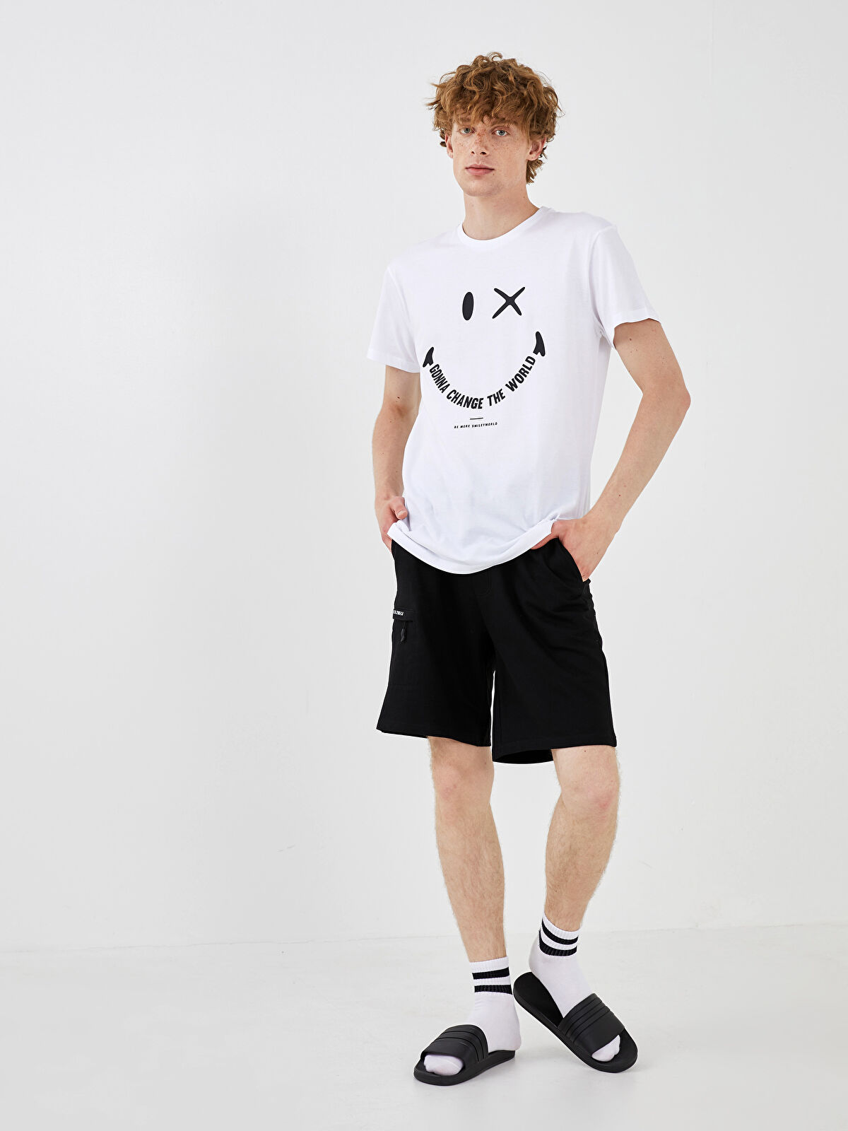 XSIDE Bisiklet Yaka Kısa Kollu Smiley Baskılı Penye Erkek Tişört