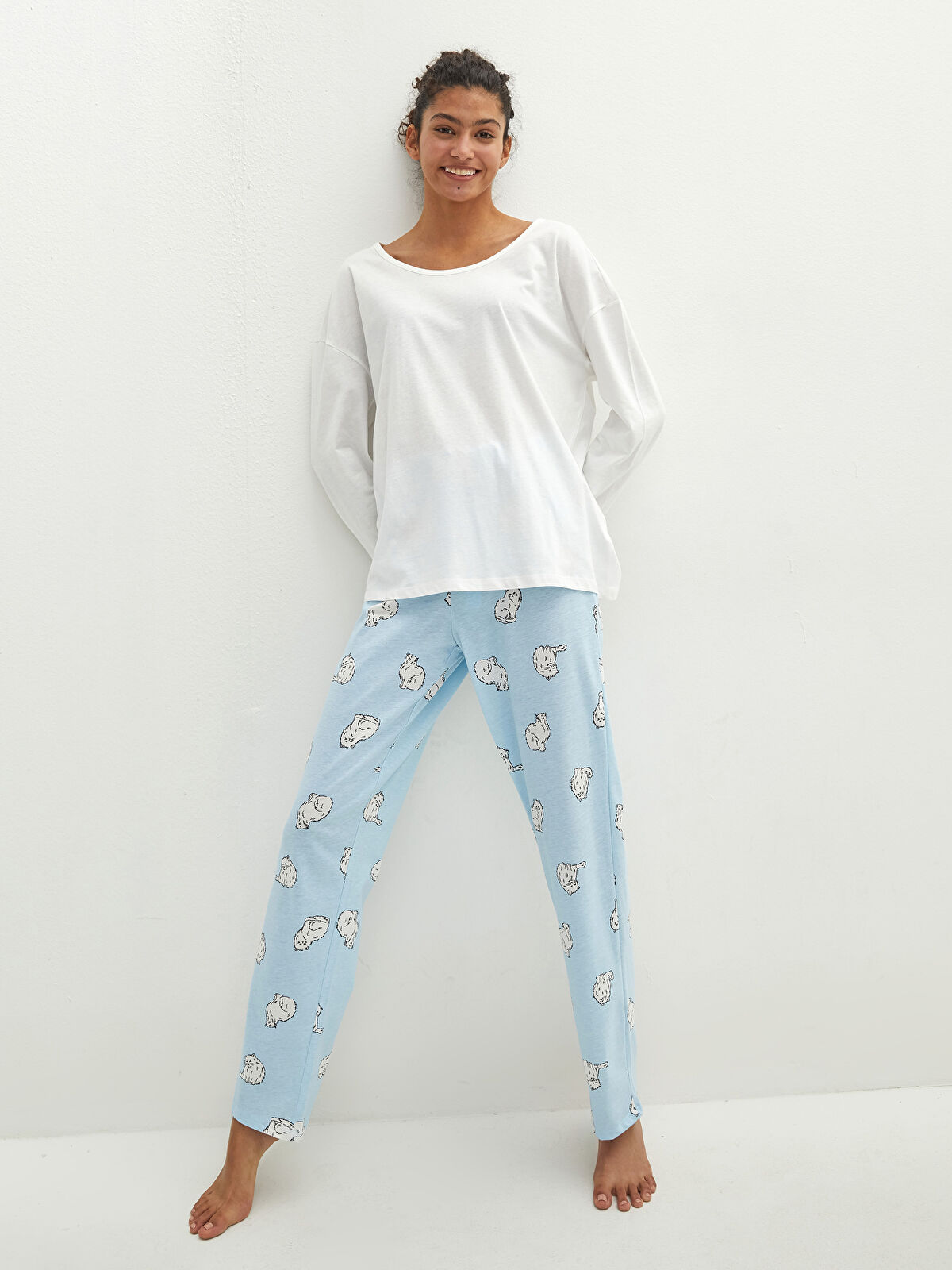 Bisiklet Yaka Puantiyeli Uzun Kollu Pamuklu Kadın Pijama Takımı