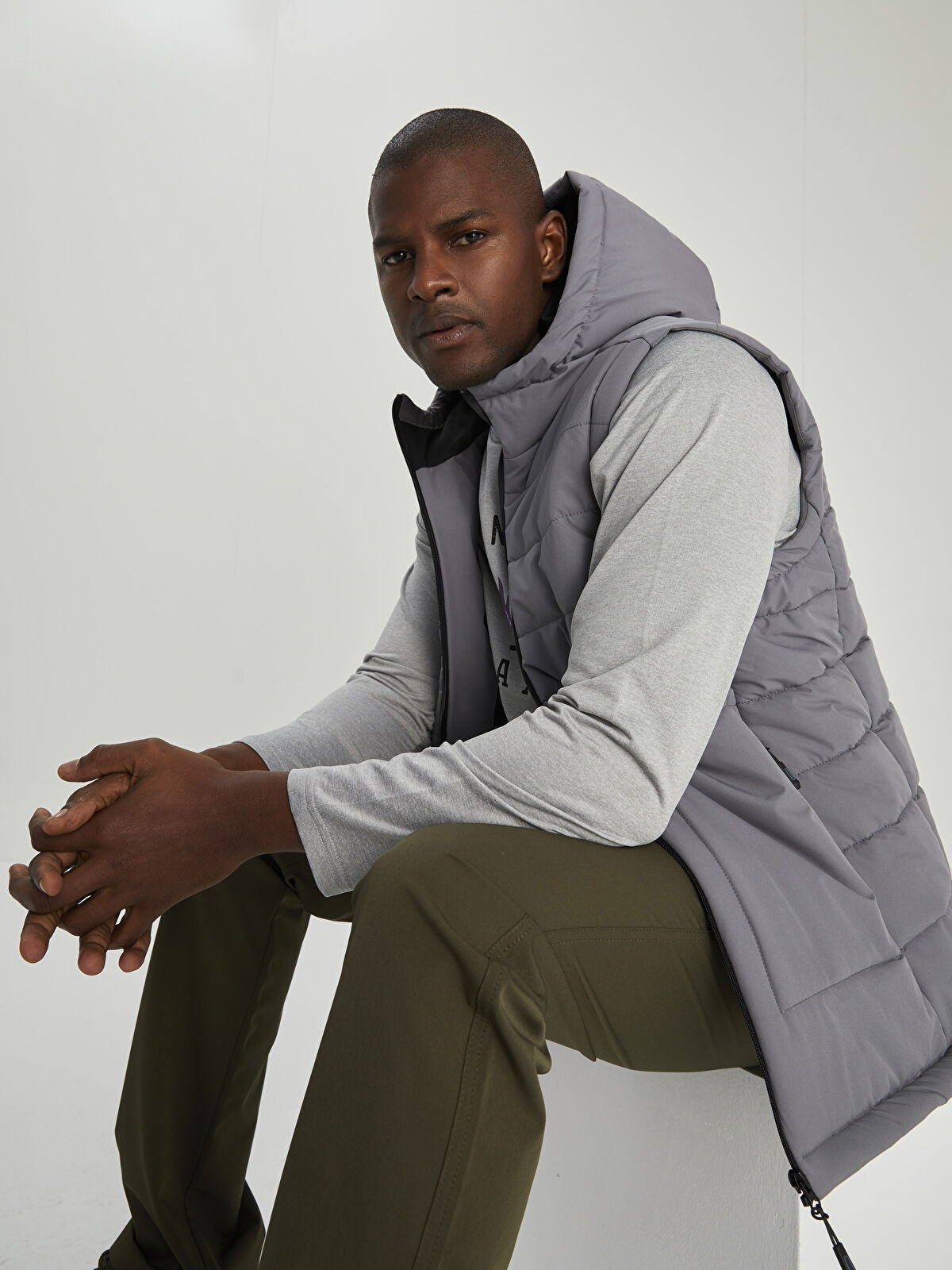 Outdoor Standart Kalıp Kapüşonlu Erkek Yelek