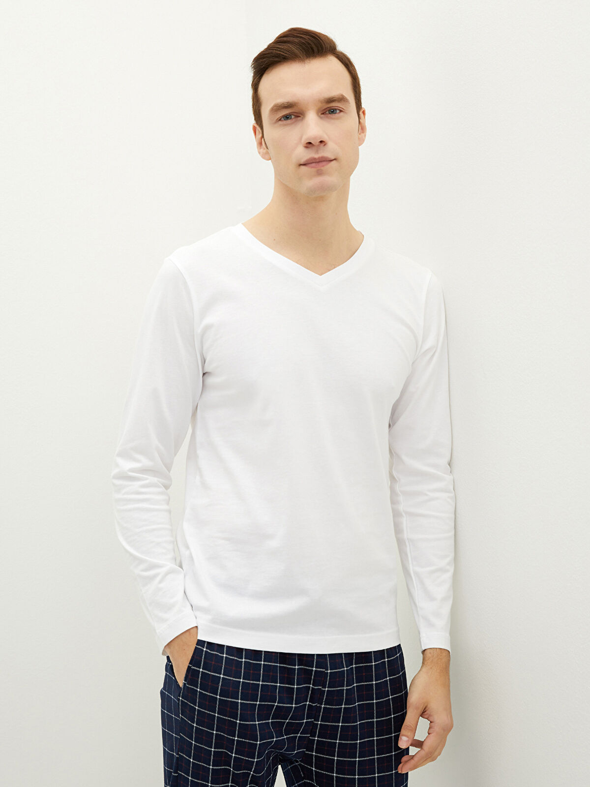 LCW DREAM V Yaka Uzun Kollu Pamuklu Erkek Fanila