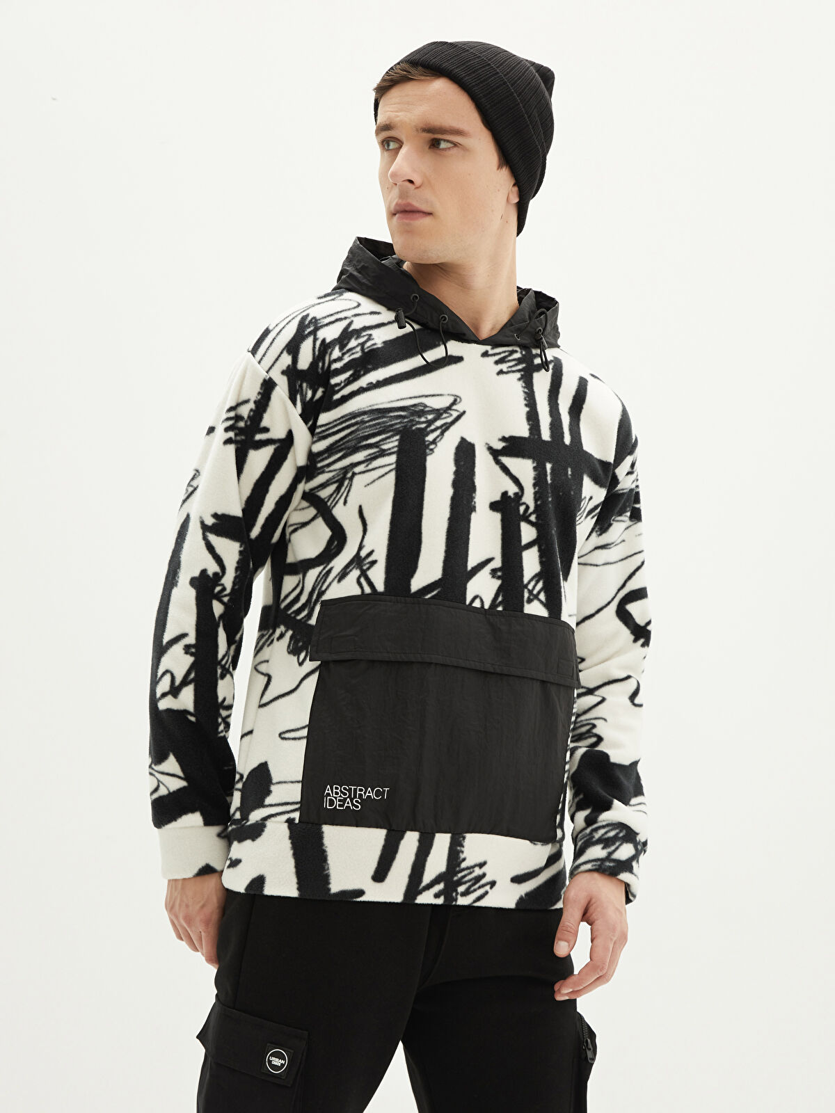 LCW CASUAL Kapüşonlu Uzun Kollu Desenli Pelüş Erkek Sweatshirt