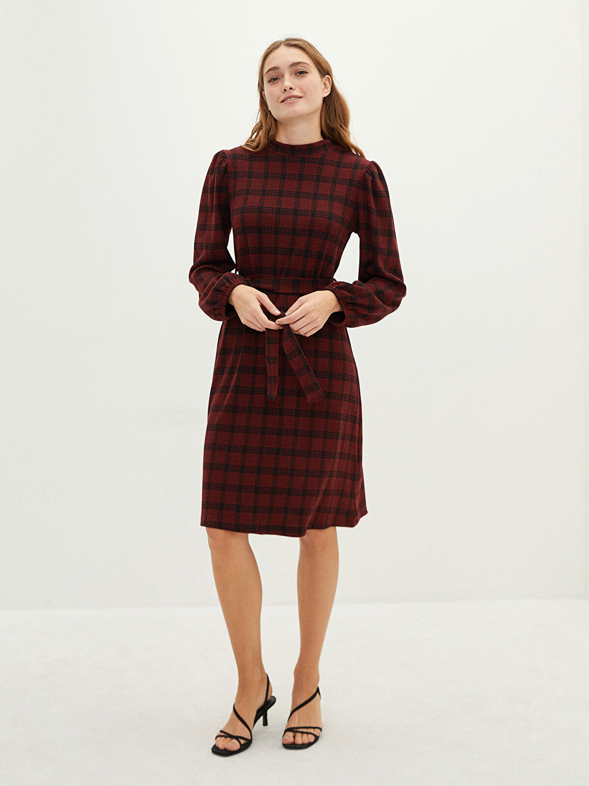 LCW CLASSIC Bisiklet Yaka Ekose Uzun Kollu Kaşkorse Kumaş Kadın Elbise