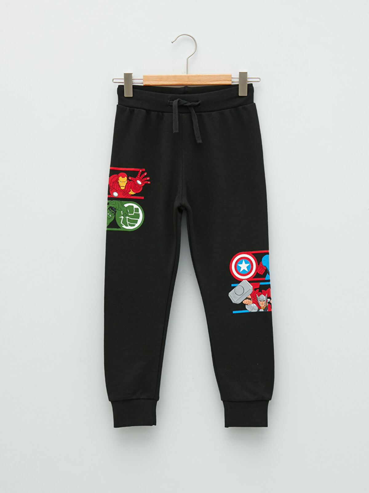 Beli Lastikli Avengers Baskılı Erkek Çocuk Jogger Eşofman Altı