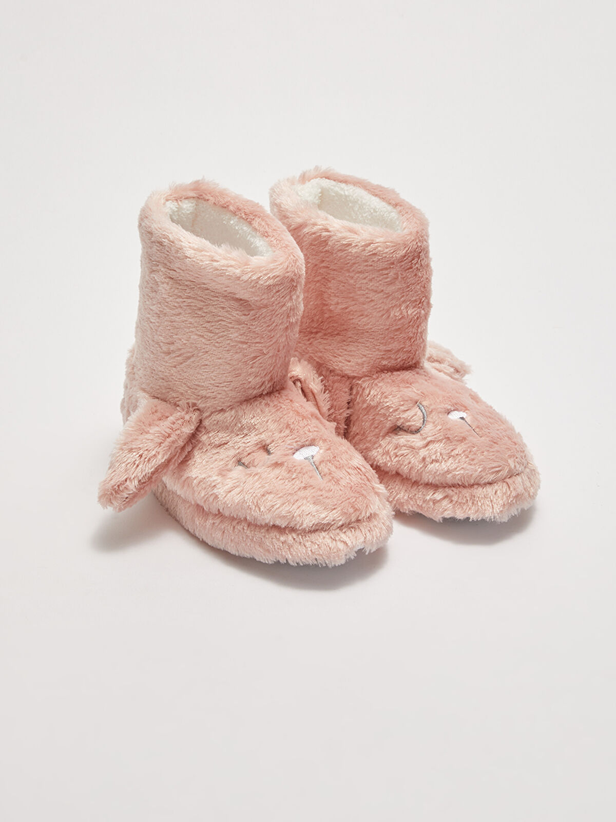 Nakış Detaylı Pelüş Kız Çocuk Ev Botu