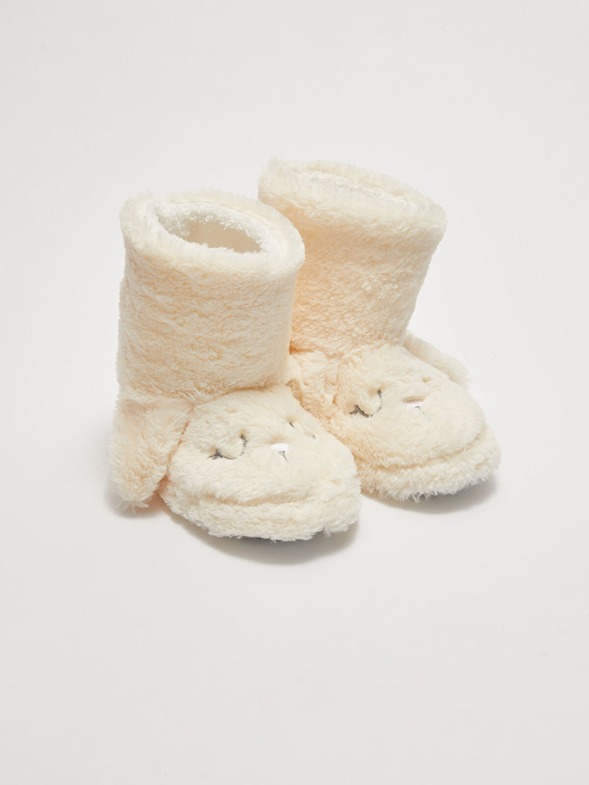 Nakış Detaylı Pelüş Kız Çocuk Ev Botu