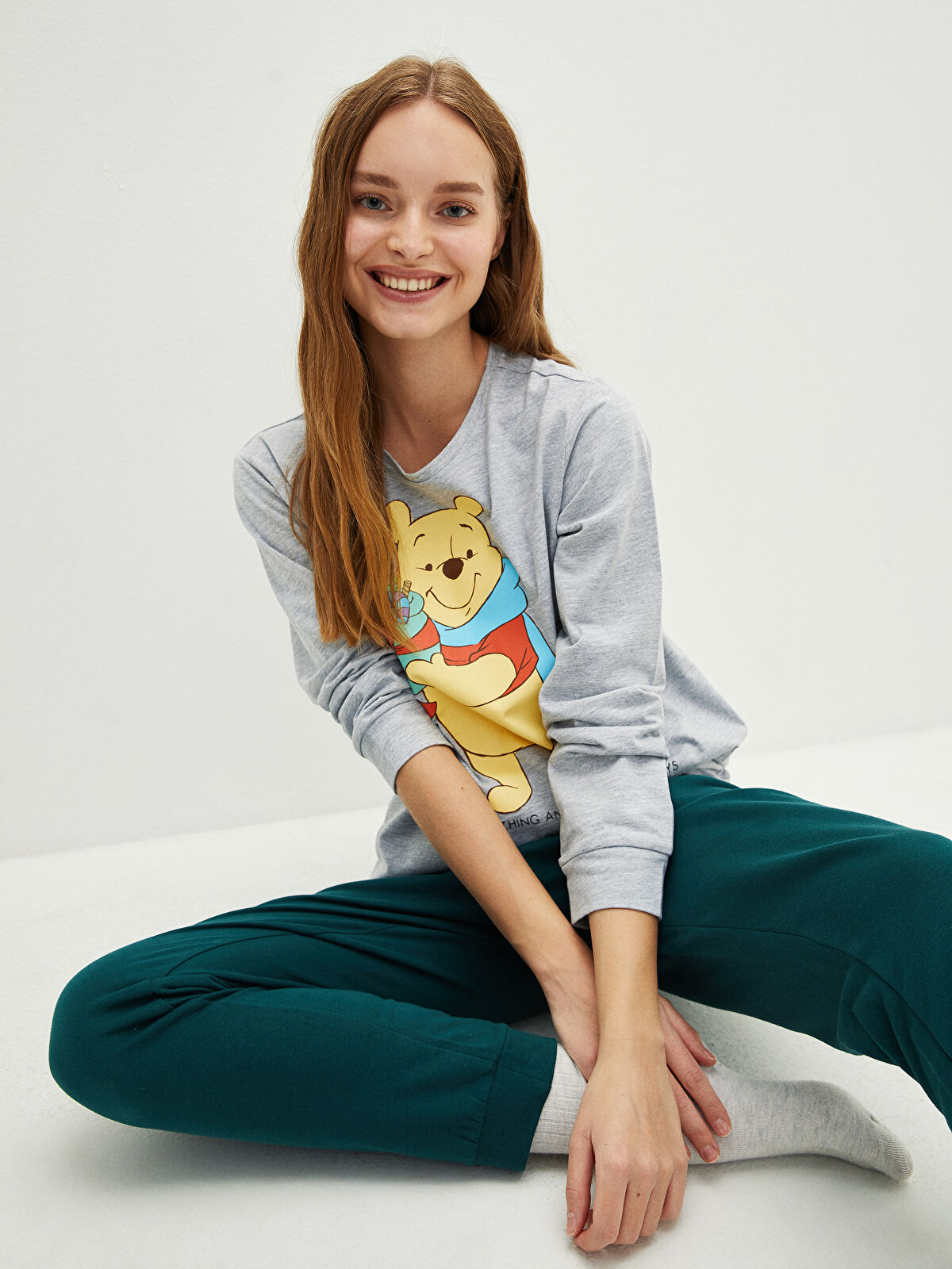 LCW DREAM Bisiklet Yaka Winnie the Pooh Baskılı Uzun Kollu Pamuklu Kadın Pijama Takımı