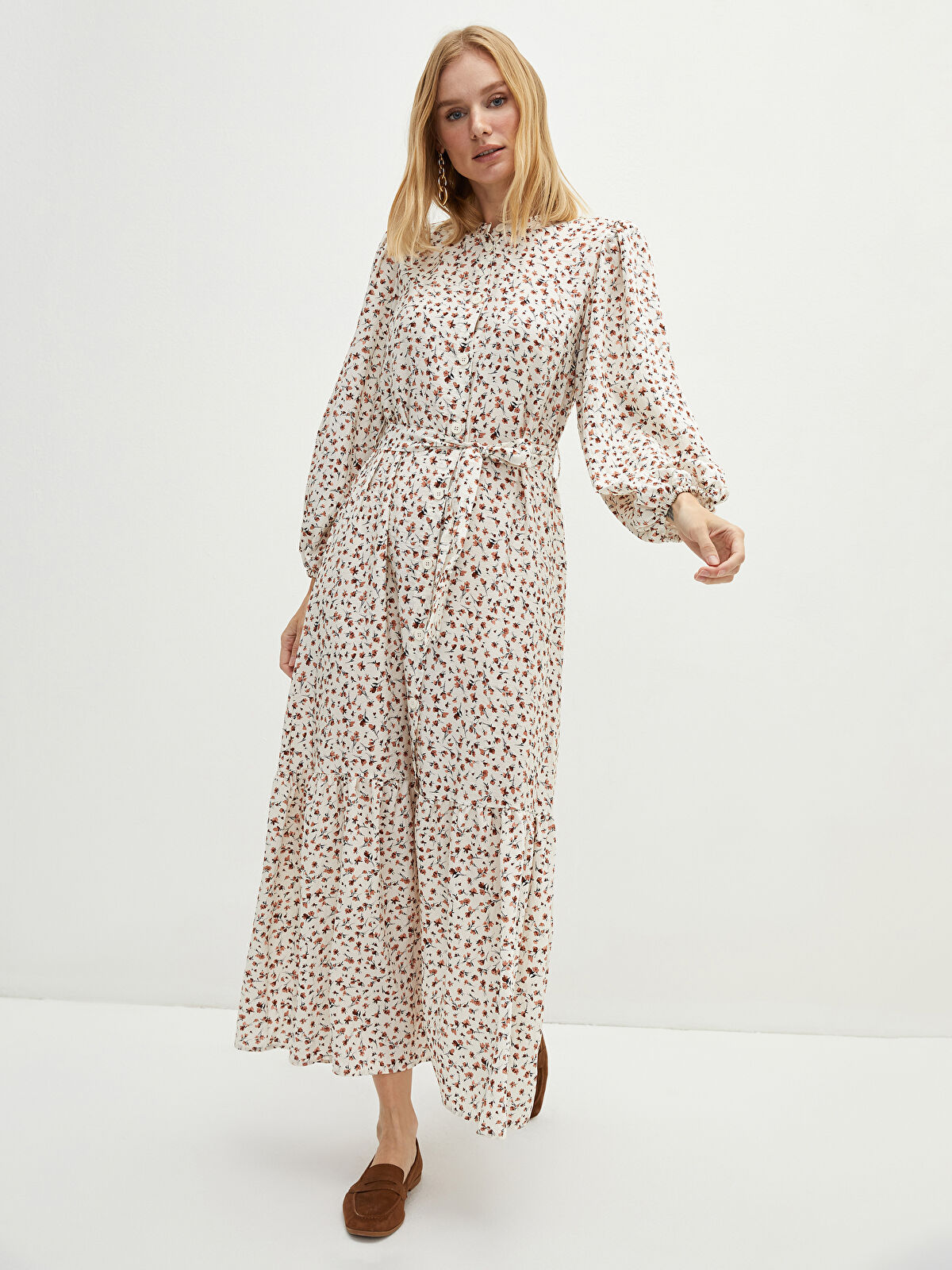 LCW CLASSIC Hakim Yaka Desenli Uzun Kollu Beli Kemerli Poplin Kadın Elbise