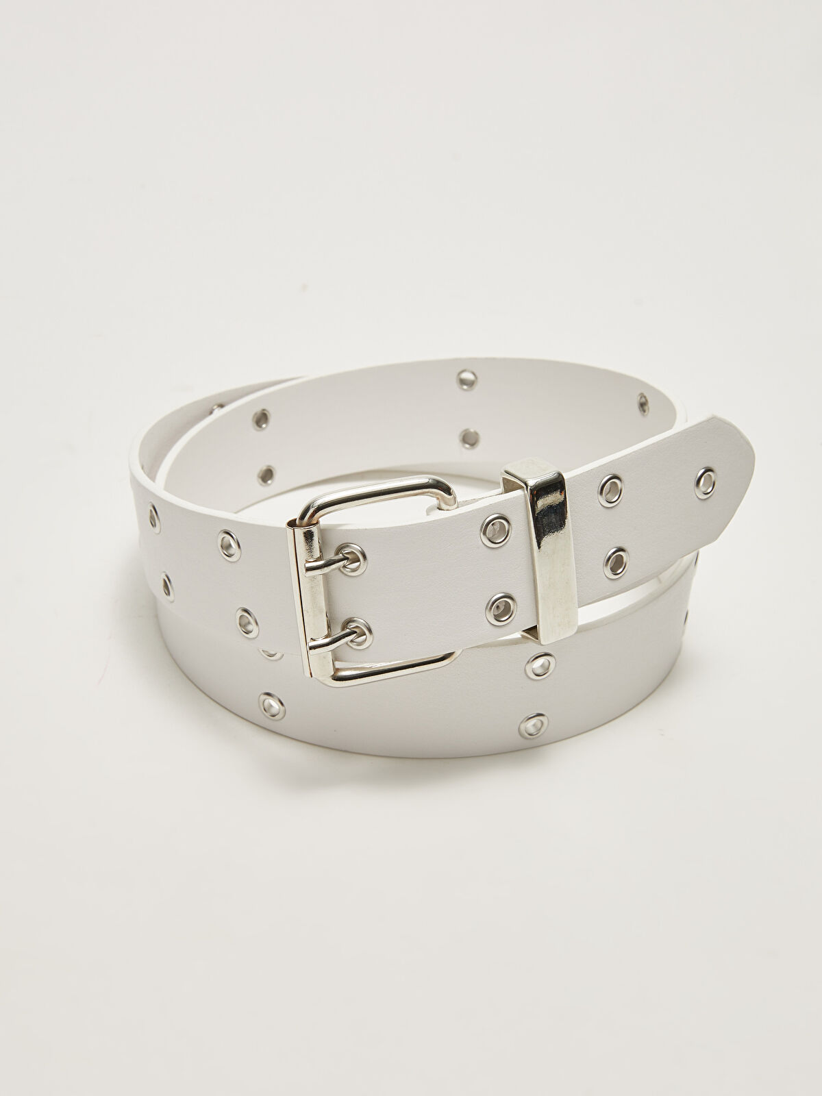 Deri Görünümlü Kuş Gözü Detaylı Kadın Kot Kemeri Deri Görünümlü Kuş Gözü Detaylı Kadın Kot Kemeri