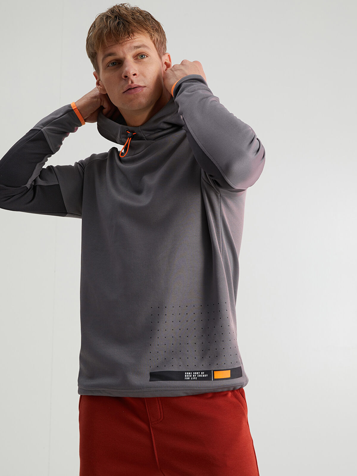 LCW SPORTS Kapüşonlu Uzun Kollu Erkek Sweatshirt