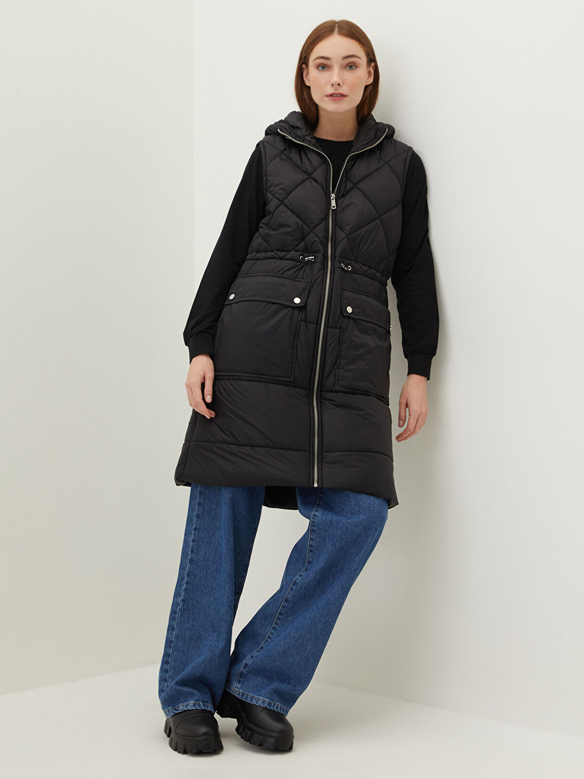 MODEST Kapüşon Yaka Düz Önden Fermuarlı Kadın Yelek