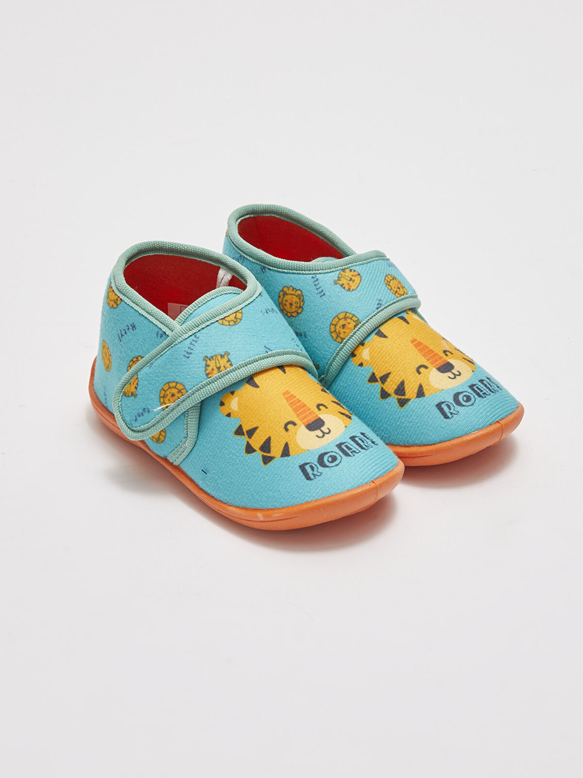 Baskılı Cırt Cırtlı Erkek Çocuk Panduf