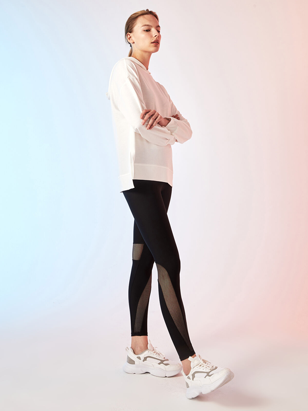 LCW ACTIVE Beli Lastikli Transparan Detaylı Kadın Spor Tayt LCW ACTIVE Beli Lastikli Transparan Detaylı Kadın Spor Tayt