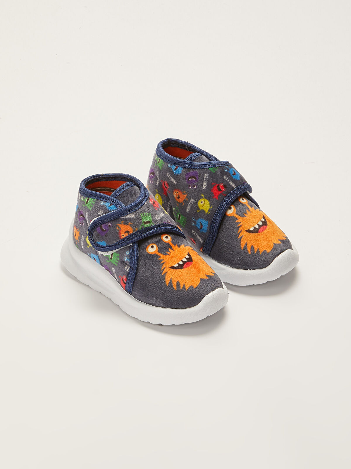 Baskılı Cırt Cırtlı Erkek Bebek Panduf