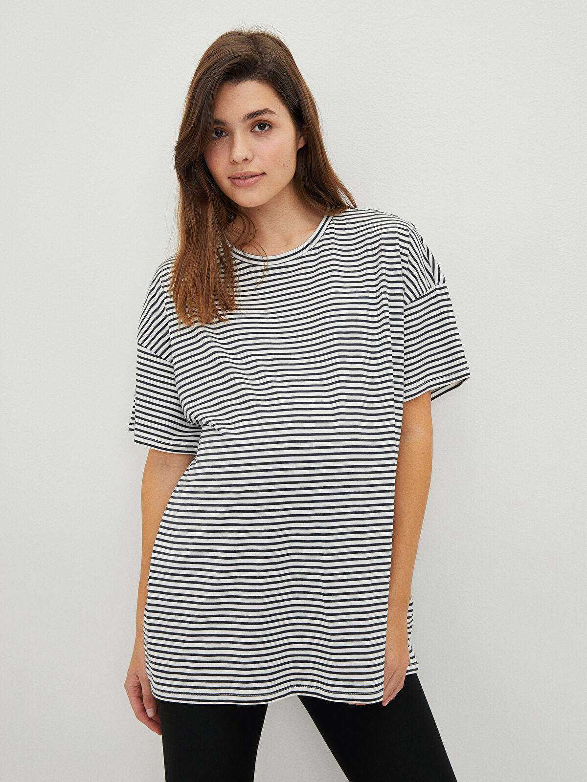 Bisiklet Yaka Çizgili Kısa Kollu Pamuklu Hamile Tişört