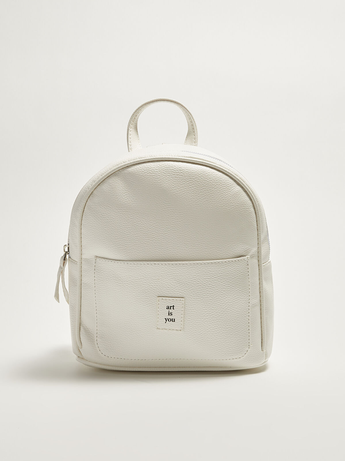 Kız Çocuk Deri Görünümlü Etiket Baskılı Sırt Çantası