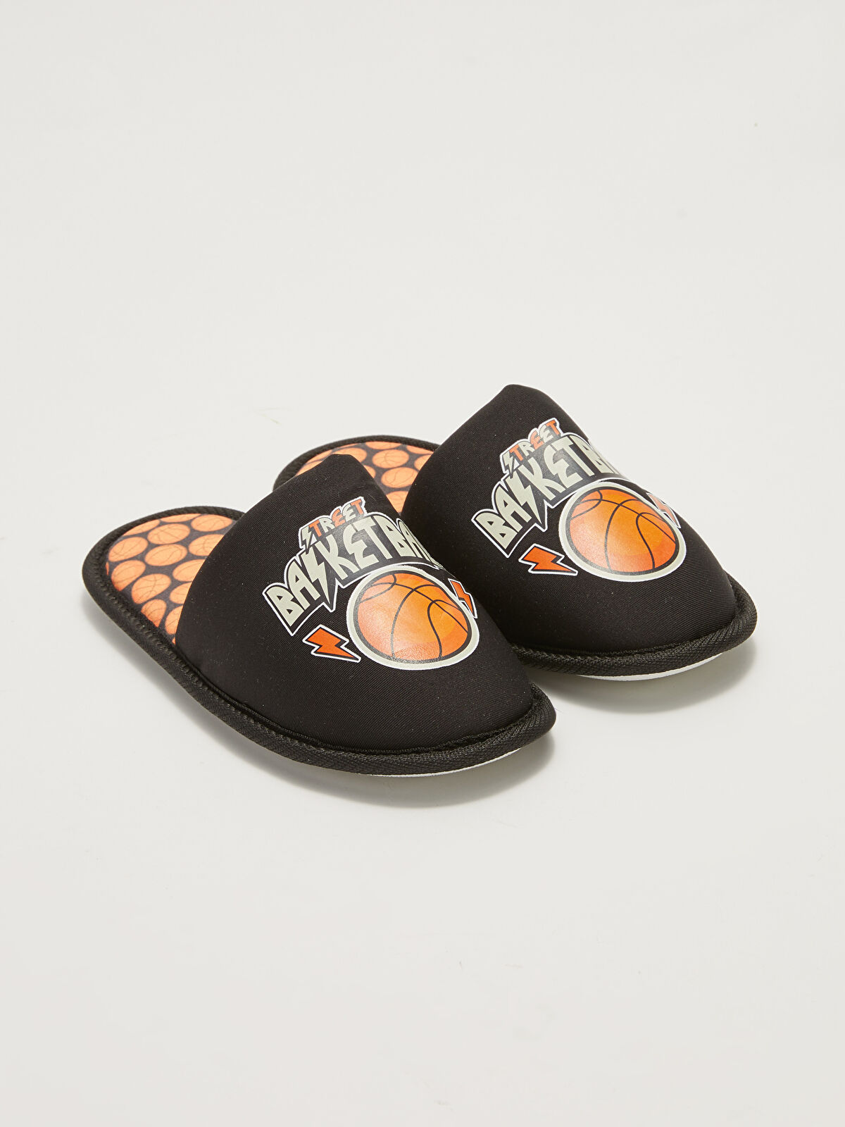 Baskılı Önü Kapalı Erkek Çocuk Ev Terliği