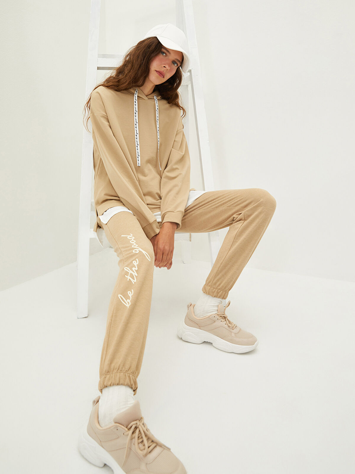 LCW CASUAL Beli Lastikli Baskılı Cep Detaylı Kadın Jogger Eşofman Altı