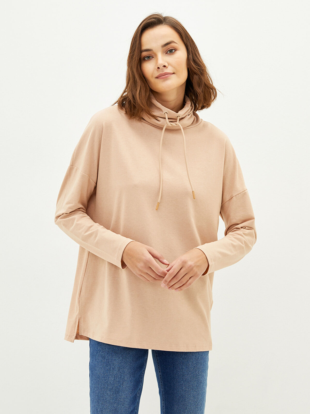 LCW BASIC Keşiş Yaka Düz Uzun Kollu Kadın Tişört