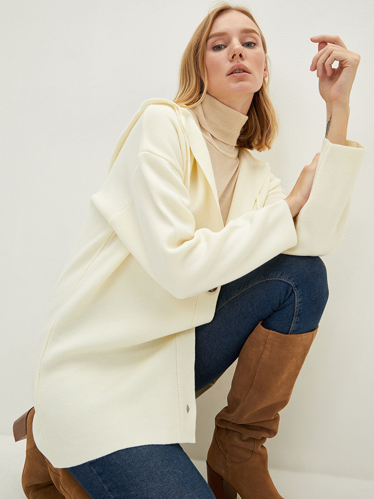 LCW CLASSIC Kapüşon Yaka Düz Uzun Kollu Kadın Triko Hırka