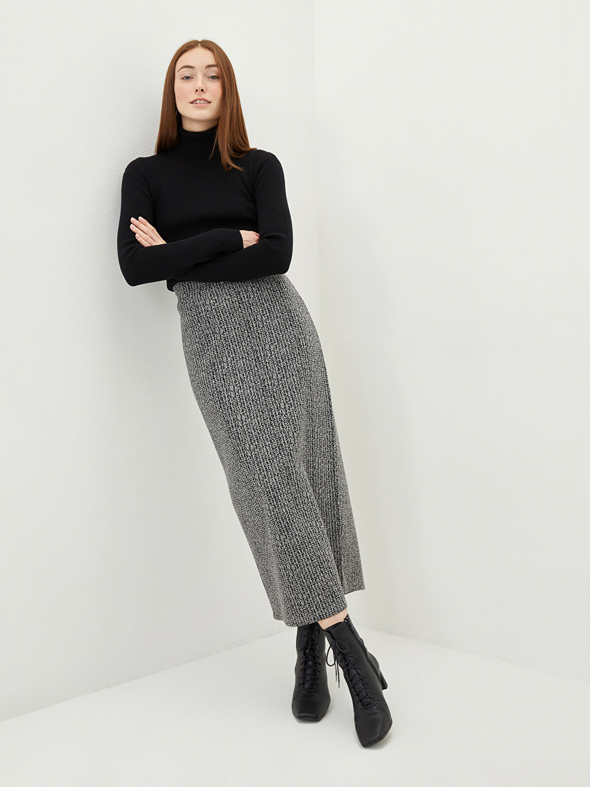 LCW CLASSIC Beli Lastikli Desenli Ponte Kumaş Kadın Kalem Etek LCW CLASSIC Beli Lastikli Desenli Ponte Kumaş Kadın Kalem Etek