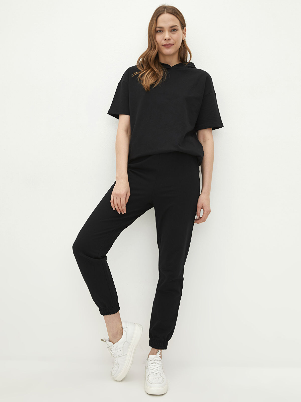 LCW BASIC Beli Lastikli Düz Pamuklu Kadın Jogger Eşofman Altı