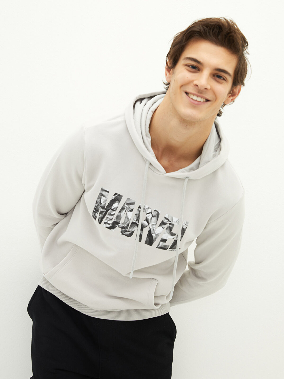 LCW CASUAL Kapüşonlu Uzun Kollu Marvel Baskılı Kalın Erkek Sweatshirt