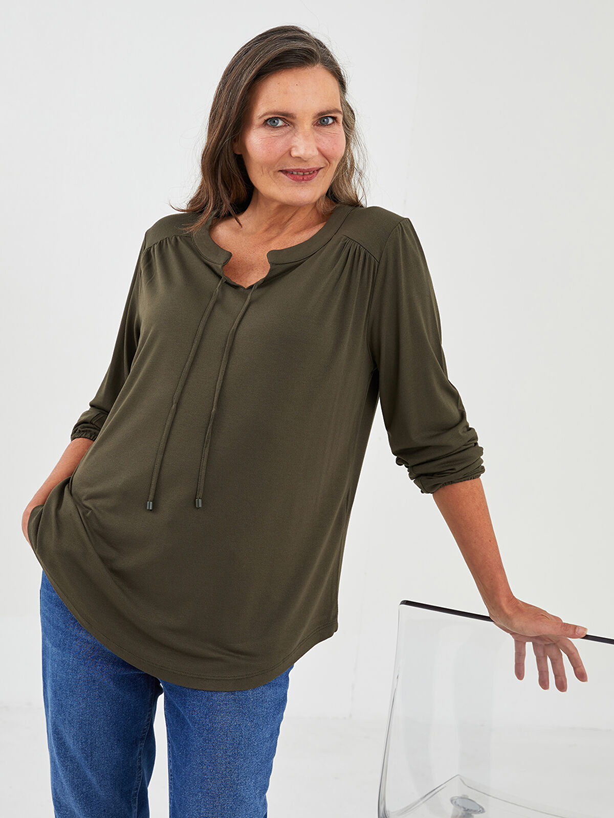 LCW GRACE Kaçık Yaka Düz Uzun Kollu Krep Kadın Bluz