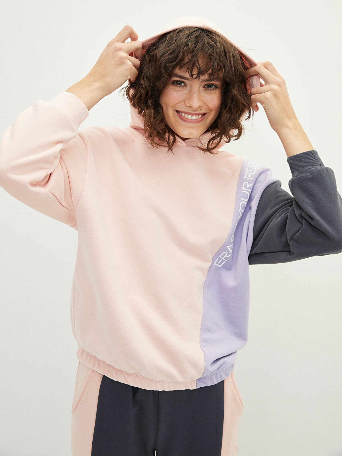 Kapüşonlu Renk Bloklu Uzun Kollu Kadın Sweatshirt Anne Kız Kombini