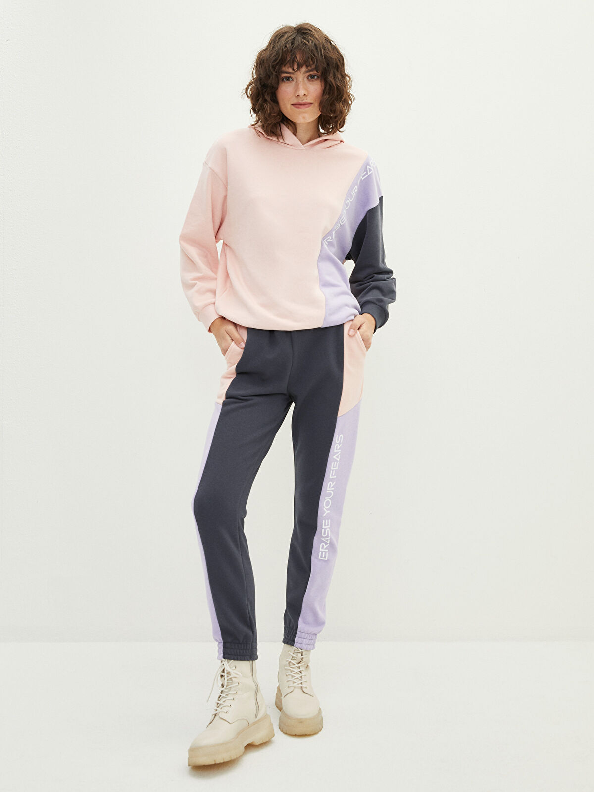 Beli Lastikli Renk Bloklu Cep Detaylı Kadın Jogger Eşofman Altı Anne Kız Kombini