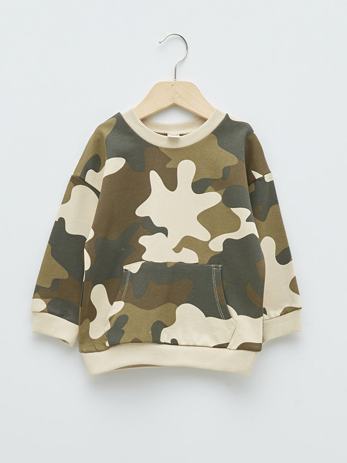 Bisiklet Yaka Uzun Kollu Kamuflaj Desenli Pamuklu Erkek Bebek Sweatshirt Bisiklet Yaka Uzun Kollu Kamuflaj Desenli Pamuklu Erkek Bebek Sweatshirt