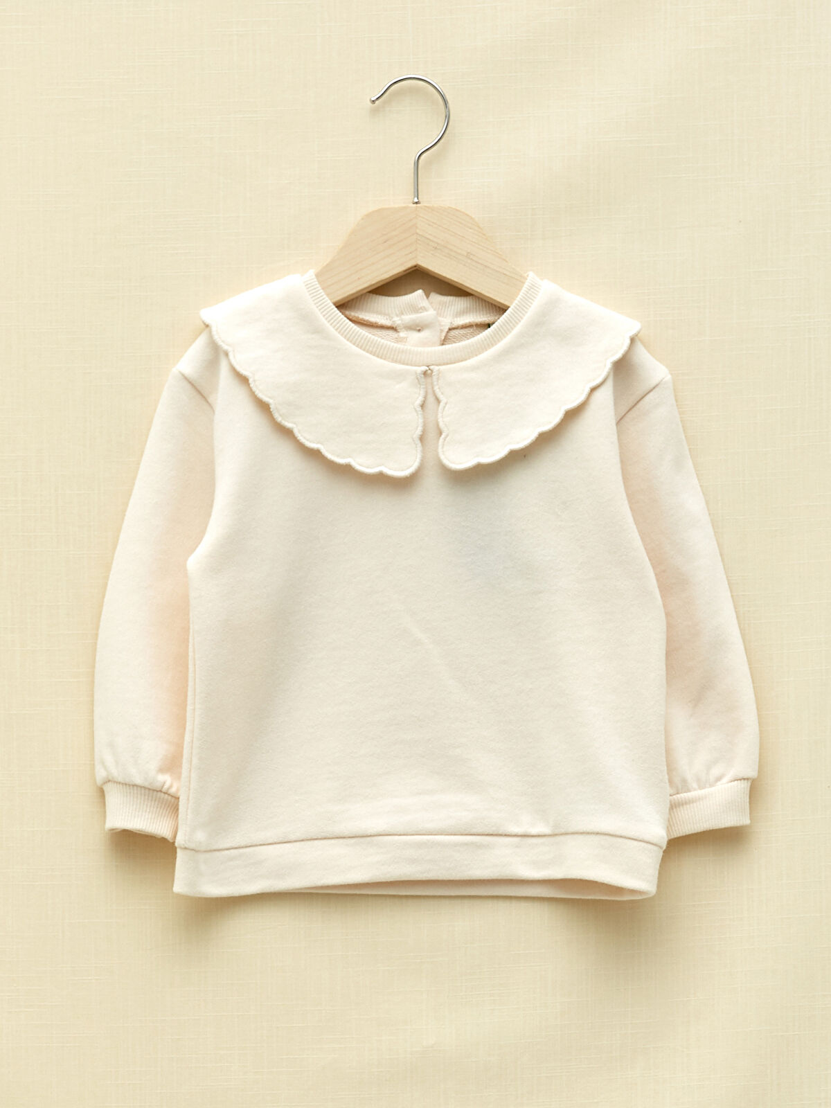 LCW GREEN Bebe Yaka Uzun Kollu Basic Organik Pamuklu Kız Bebek Sweatshirt