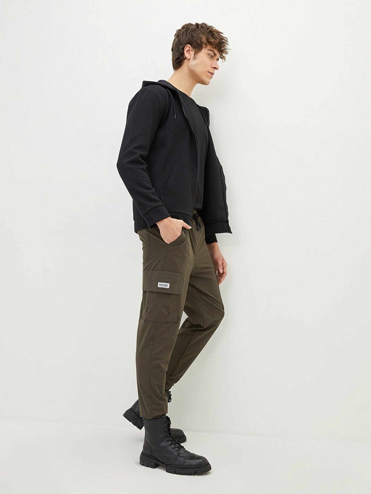 LCW CASUAL Regular Fit Erkek Jogger Pantolon LCW CASUAL Regular Fit Erkek Jogger Pantolon