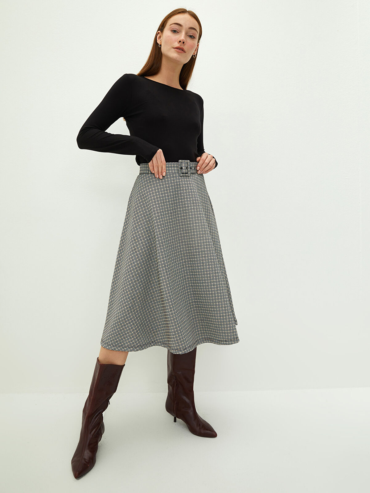 LCW CLASSIC Beli Kemerli Puantiyeli A Kesim Kadın Etek