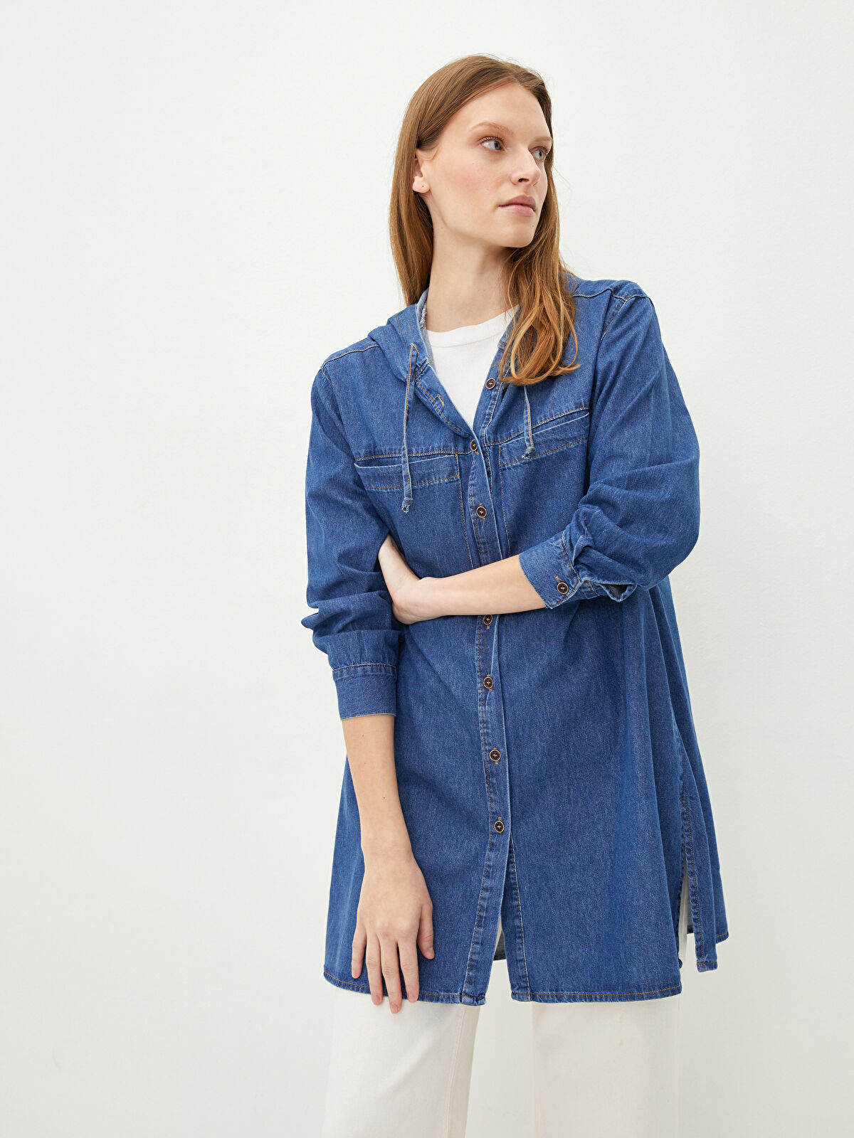 LCW CLASSIC Kapüşon Yaka Cep Detaylı Uzun Kollu Kadın Jean Tunik