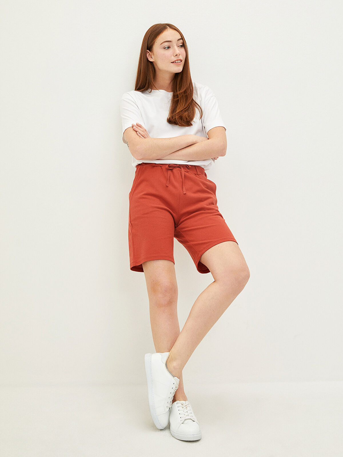 LCW BASIC Beli Lastikli Cep Detaylı Pike Kumaş Kadın Şort