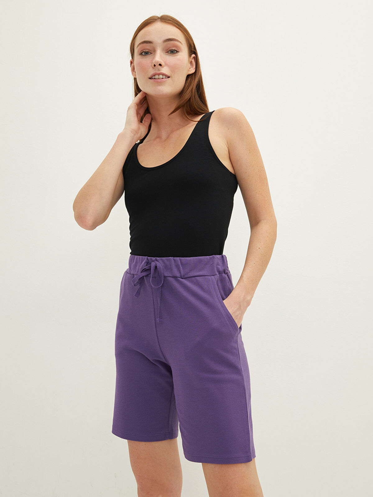 LCW BASIC Beli Lastikli Cep Detaylı Pike Kumaş Kadın Şort