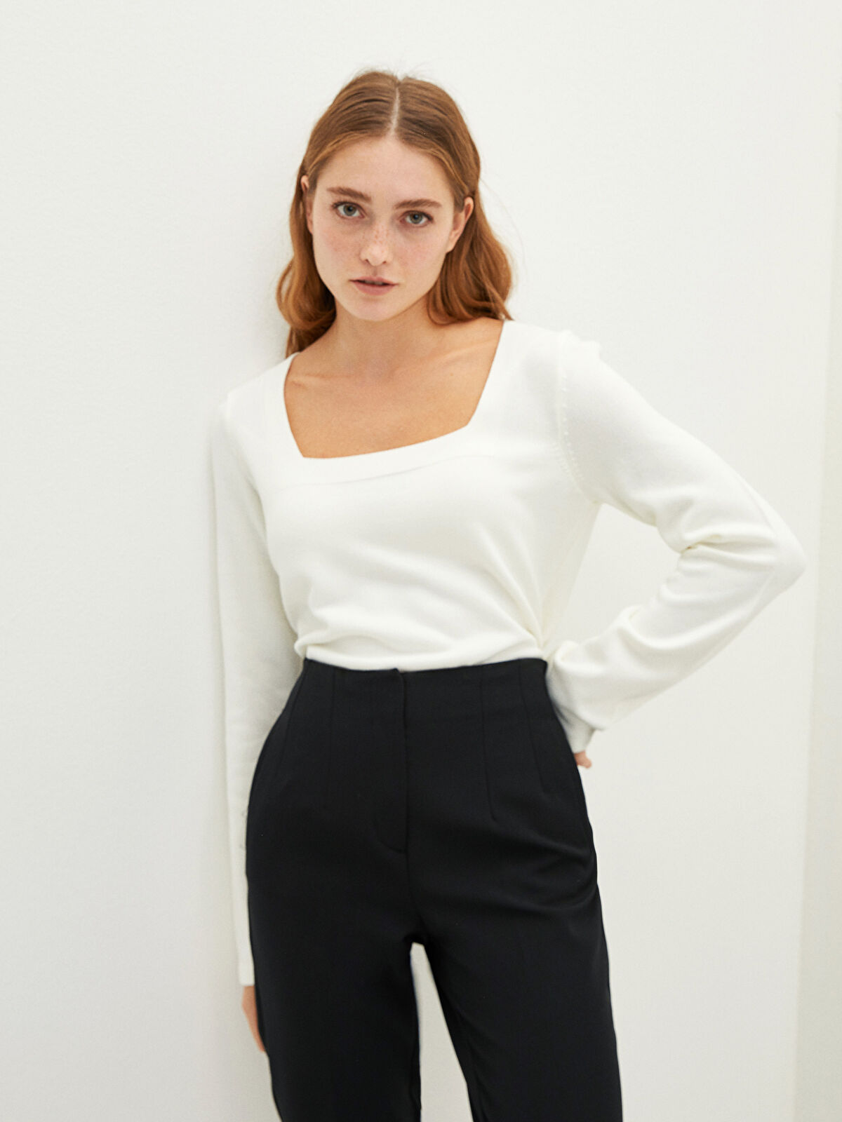 LCW CLASSIC Kare Yaka Düz Uzun Kollu Kadın Triko Kazak