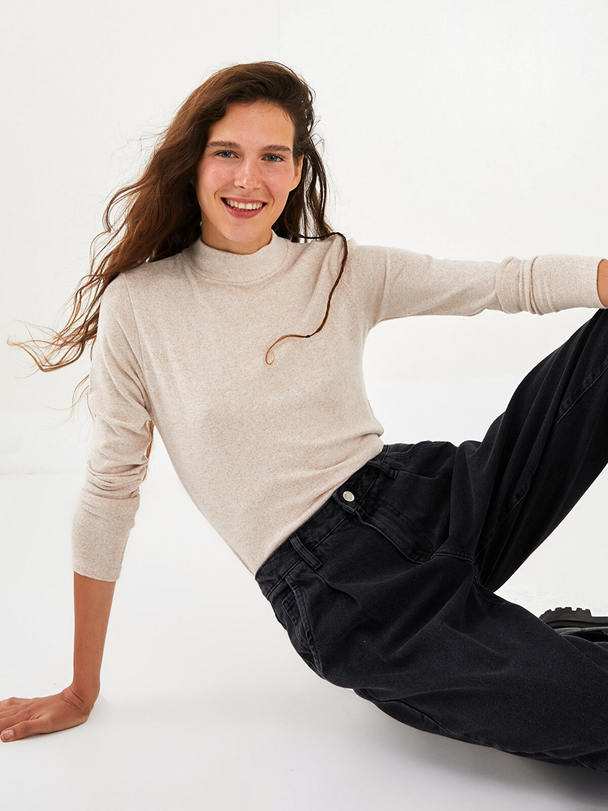 XSIDE Yarım Balıkçı Yaka Düz Uzun Kollu Kadın Tişört XSIDE Yarım Balıkçı Yaka Düz Uzun Kollu Kadın Tişört