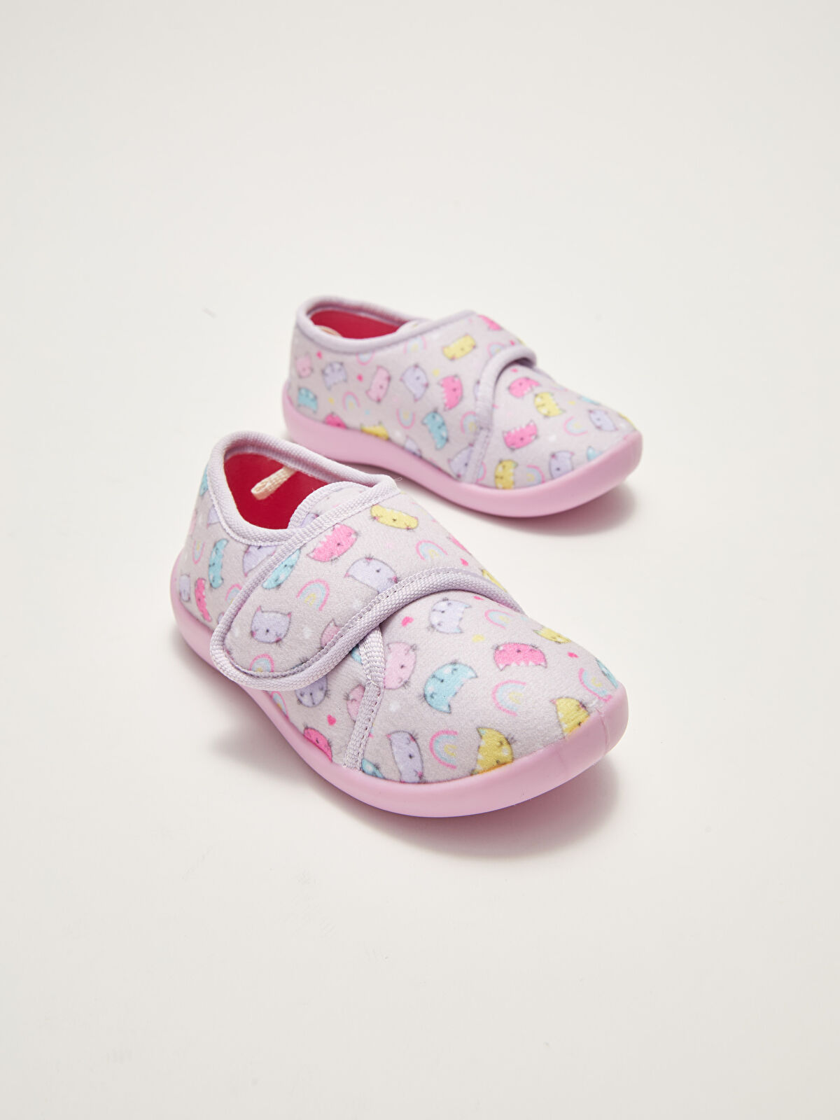 Baskılı Cırt Cırtlı Kız Bebek Panduf