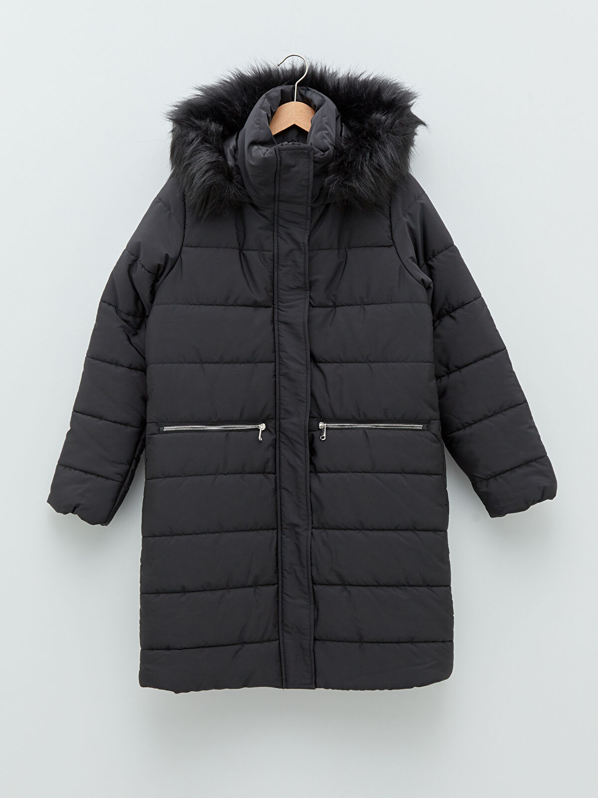 Kapüşonlu Kürk Detaylı Düz Uzun Kollu Kadın Şişme Mont