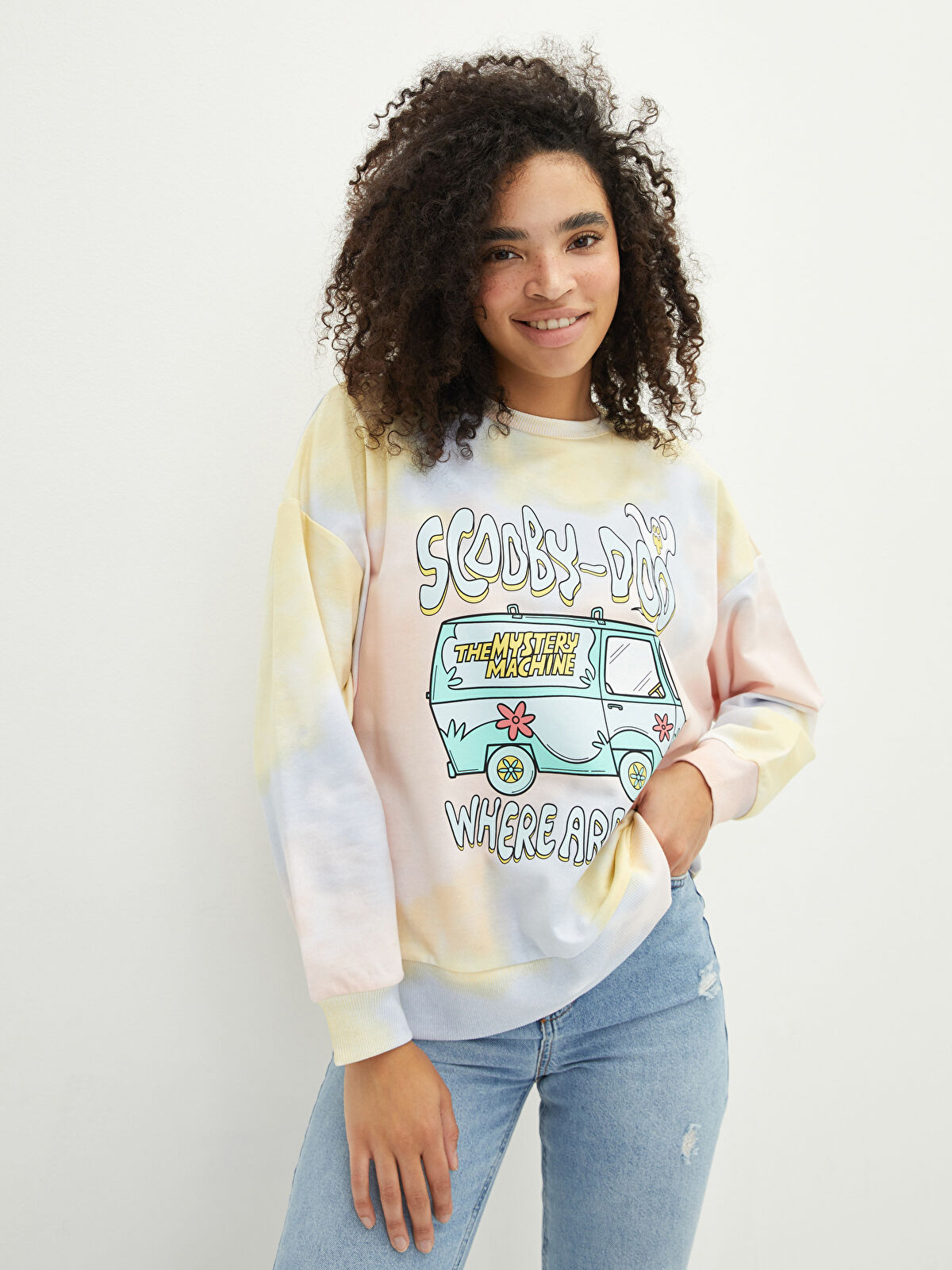 LCW CASUAL Bisiklet Yaka Scooby Doo Baskılı Uzun Kollu Kadın Sweatshirt